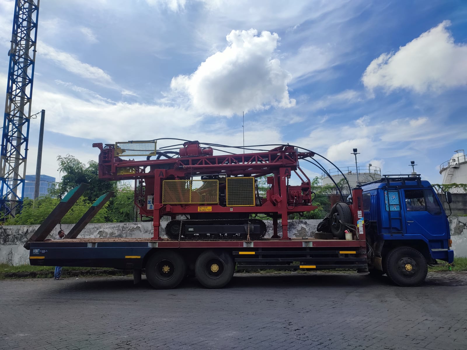 The Rig DE710 Gosowong – Platinum Jaya Logistic